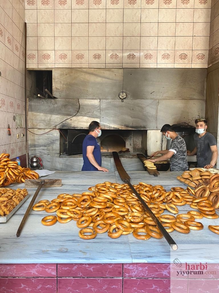 Giresun'da En İyi Kel Simit Nereden Alınır? Bizim Ekmek ve Simit Fırını ...